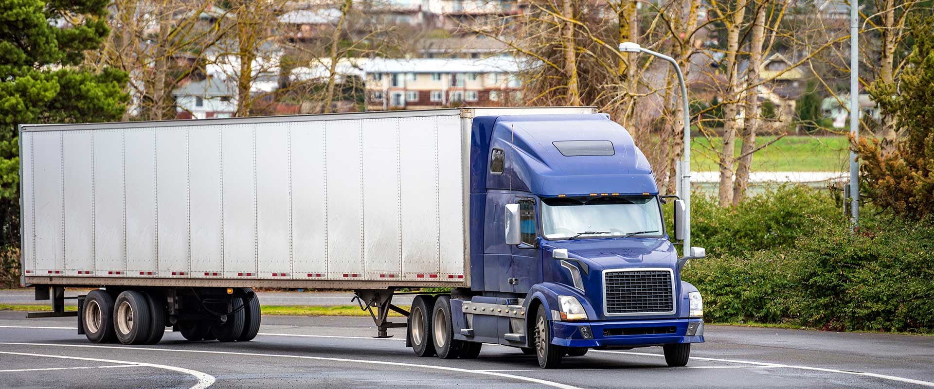 Everything You Need to Know About Dry Van Trucking