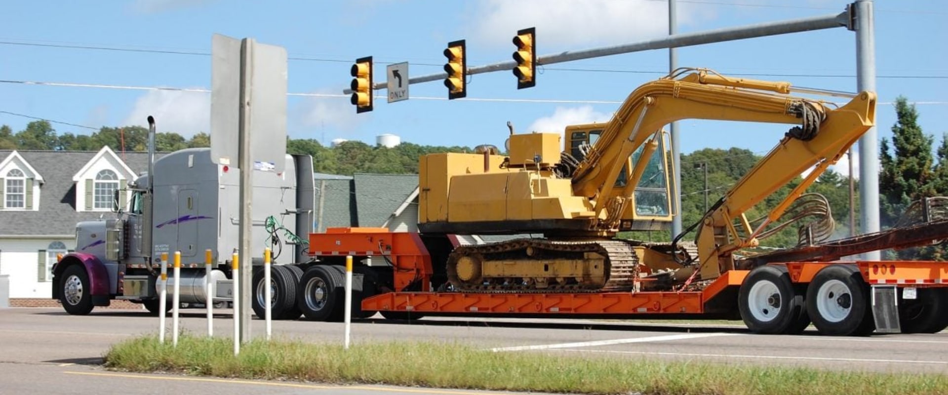 Oversized & Heavy Haul Trucking: What You Need to Know
