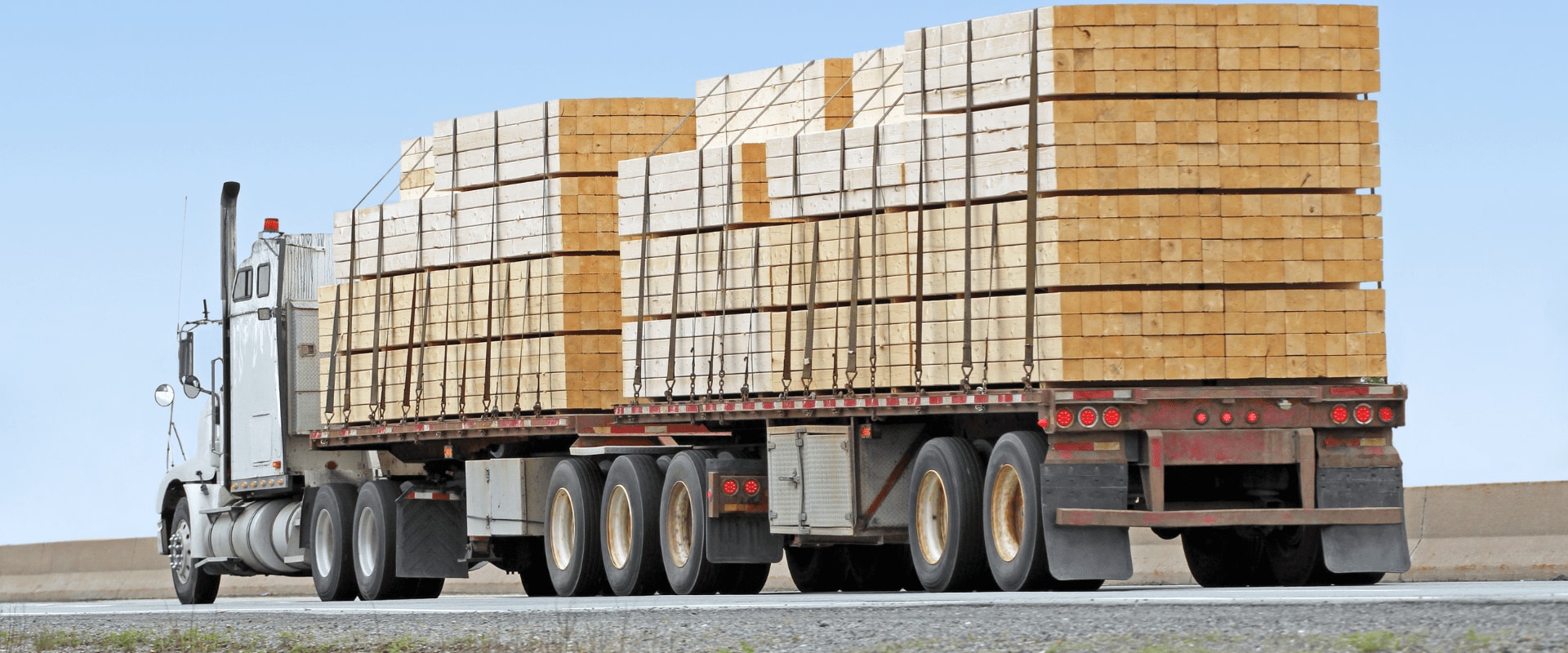 Everything You Need to Know About Step Deck Trailers